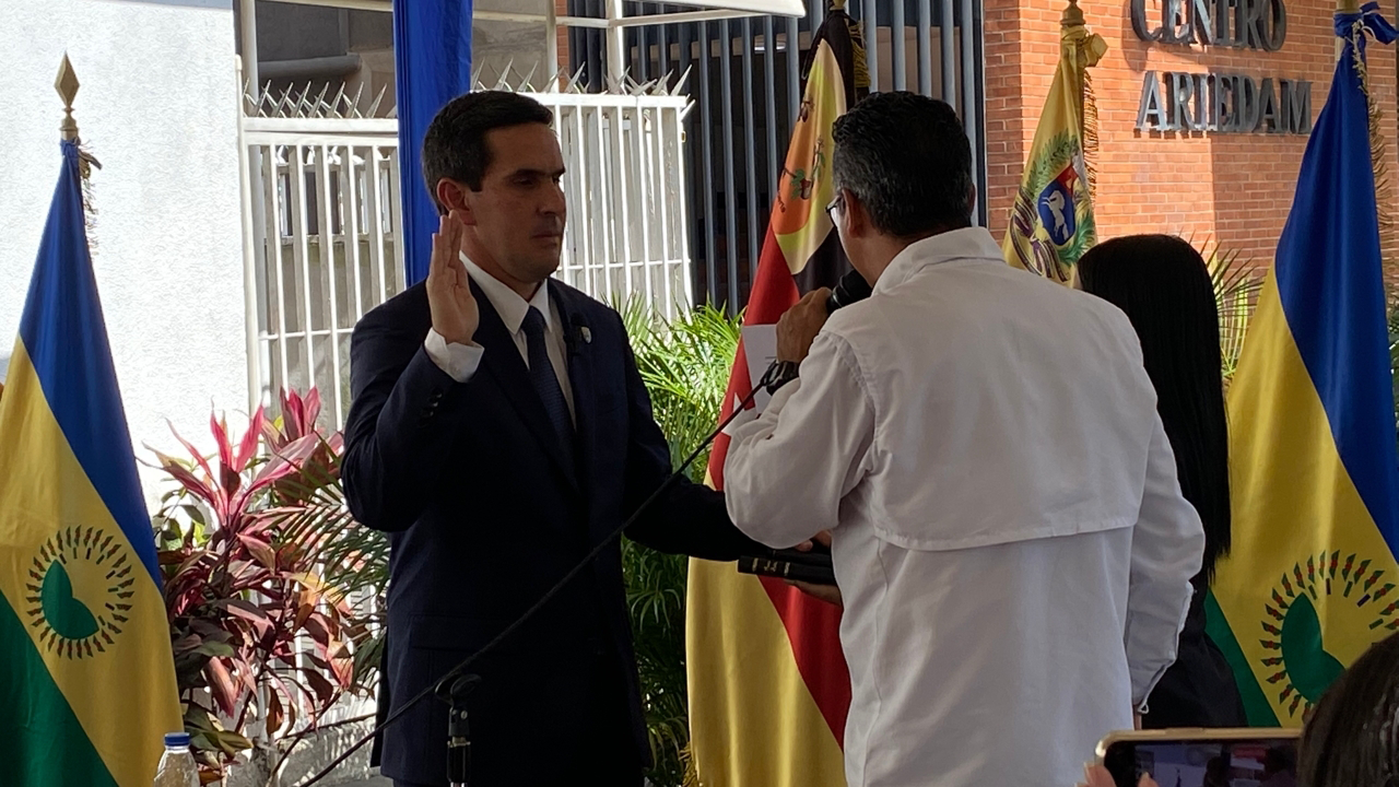 Luis Aguilar es reelecto presidente del Concejo Municipal de Baruta