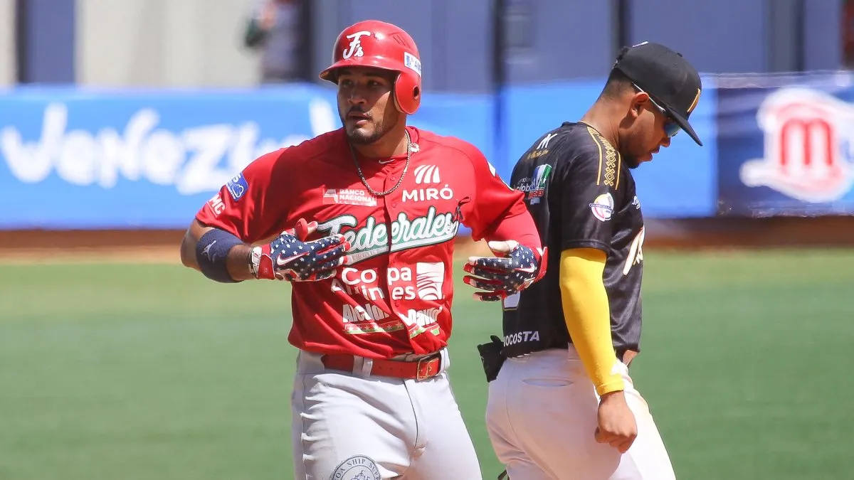 Panamá logra primer triunfo a expensas de Colombia por 6-5