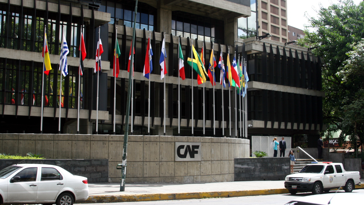 Vicepresidenta Delcy Rodríguez y presidente de la CAF revisaron ...