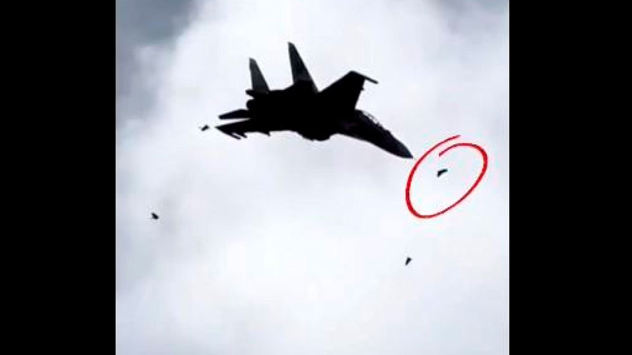 Gobierno nacional afirmó que la caída del avión la produjo un ave que ...