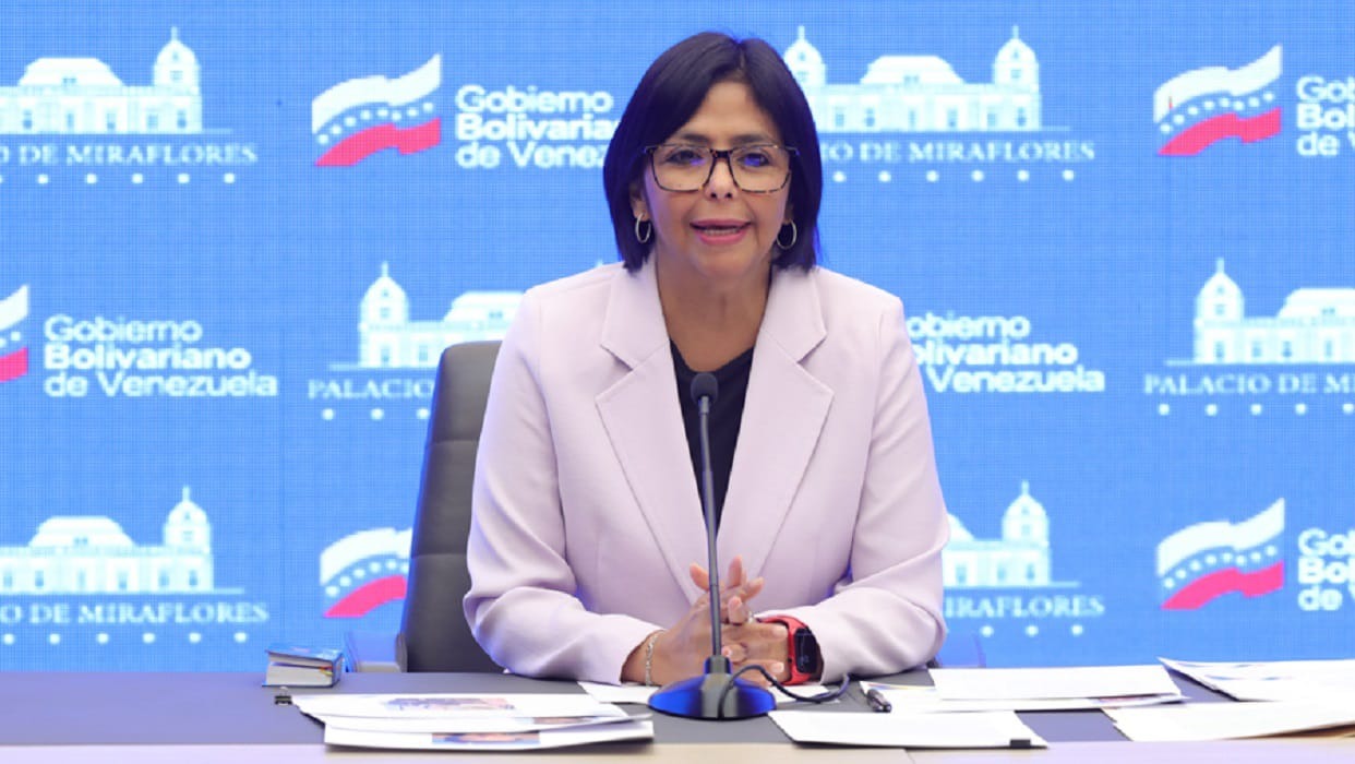 Delcy Rodríguez: Guayana Esequiba es de Venezuela y su límite es el río ...