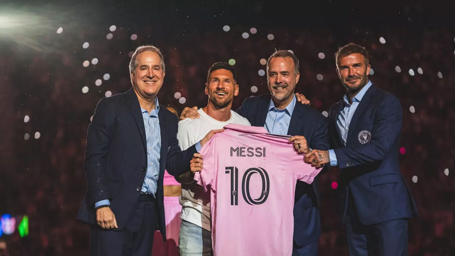 Mucha lluvia y un estadio repleto: así presentaron a Messi en Miami