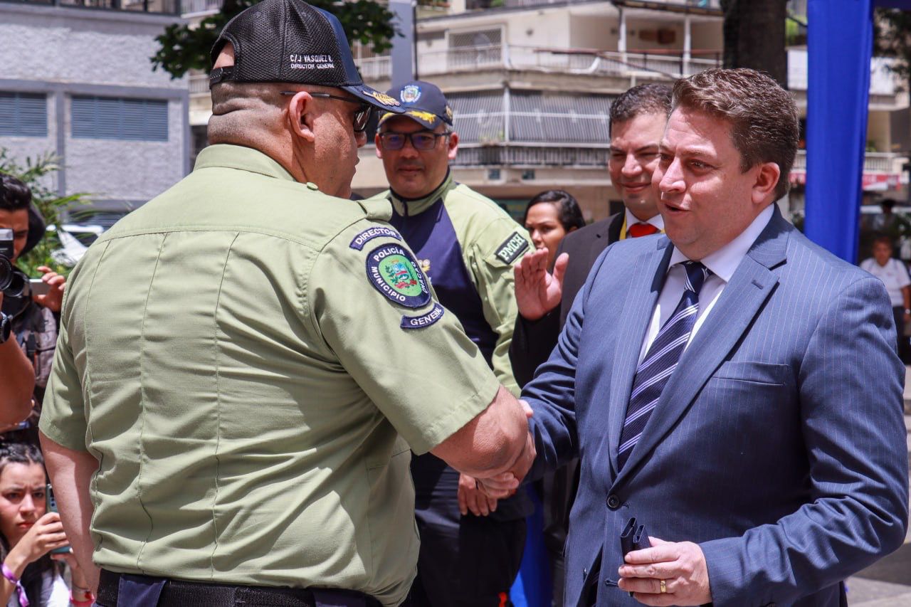 Alcalde Gustavo Duque informó que han reducido en un 70% los delitos en Chacao