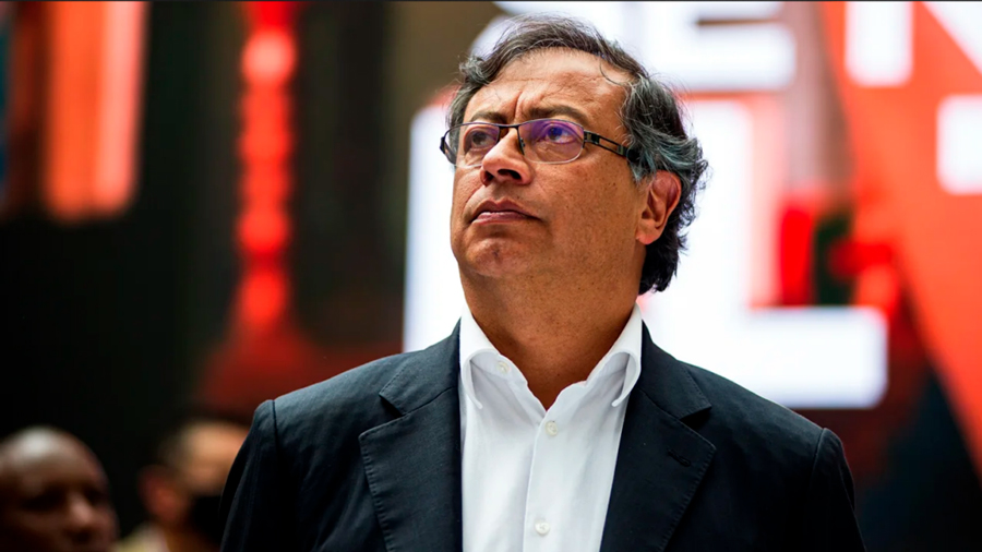 Presidente Gustavo Petro niega que padezca problema de salud grave