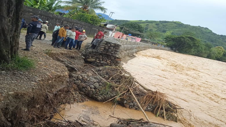 Desbordamiento de ríos afectó al municipio Zamora y Socopó en Barinas