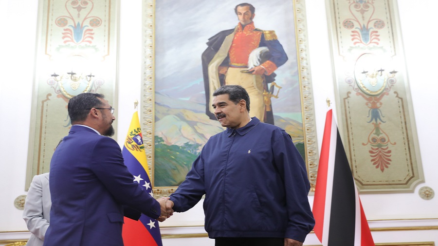 Jefe de Estado recibió al ministro de Energía e Industrias Energéticas ...
