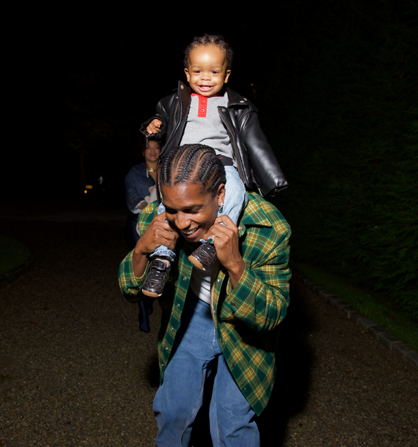Rihanna y A$AP Rocky revelan las primeras fotos de su bebé Riot Rose