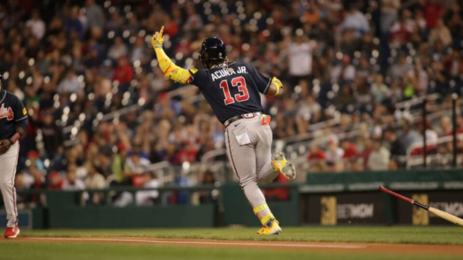 El venezolano Ronald Acuña Jr. logró el 40-40 y estableció nuevo récord