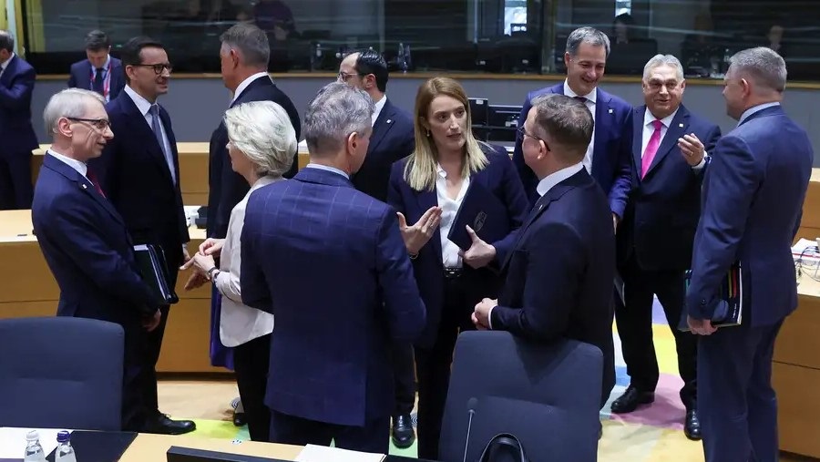 Los Líderes De La Ue Piden Corredores Y Pausas Humanitarias En La