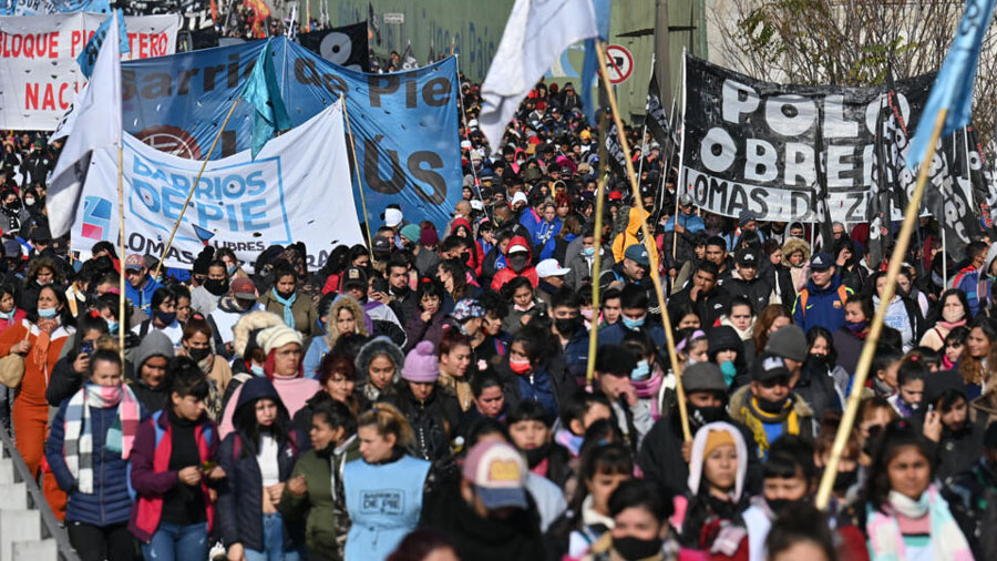 Anuncian protestas contra gobierno de Javier Milei en Argentina