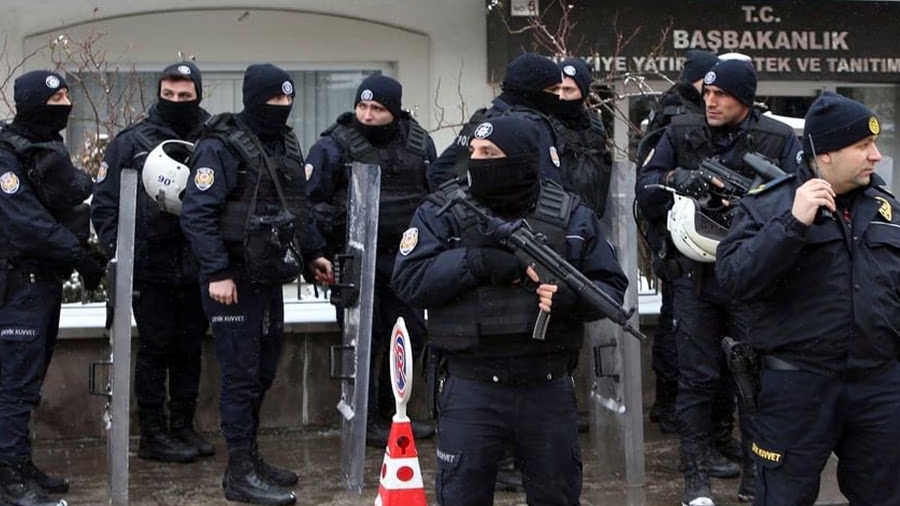 Turquía lanza operativo de seguridad con 200 mil policías en navidad
