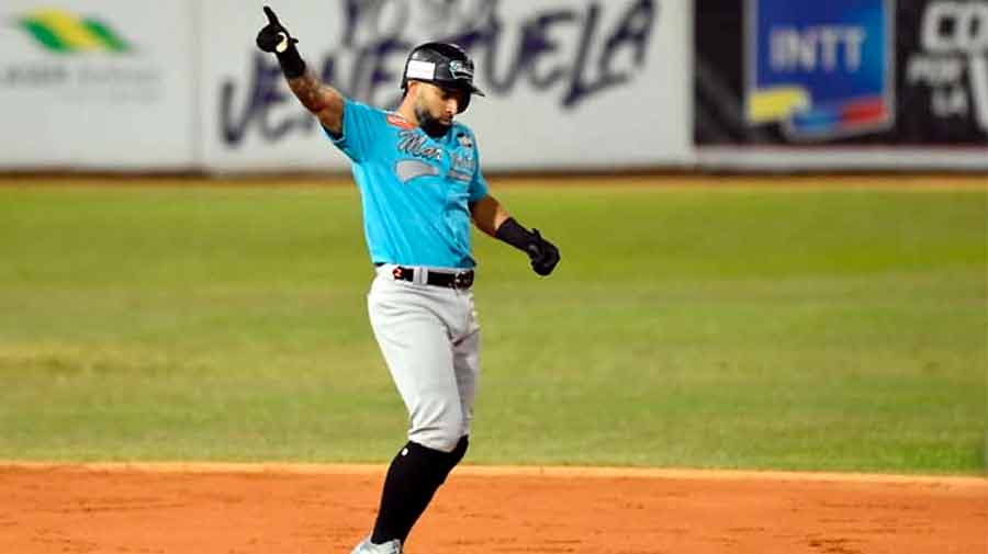 Bravos derrota a Tigres y se afianza en el segundo