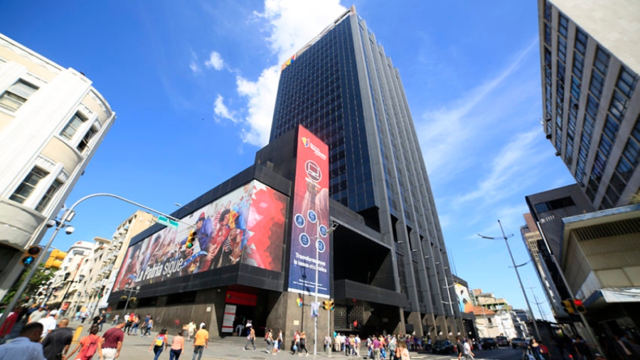 Bancos de Venezuela aperturan cuentas desde sus páginas web oficiales