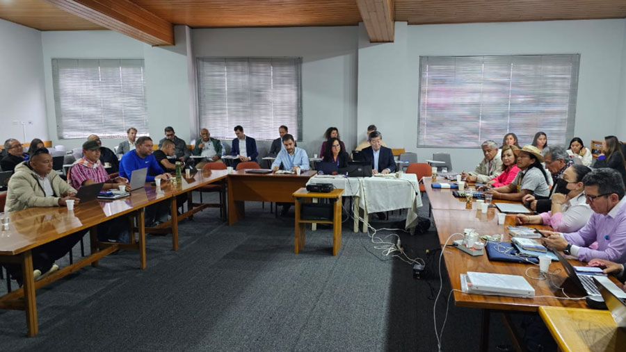 Gobierno De Colombia Y Estado Mayor De Las Farc Comienzan La Cuarta