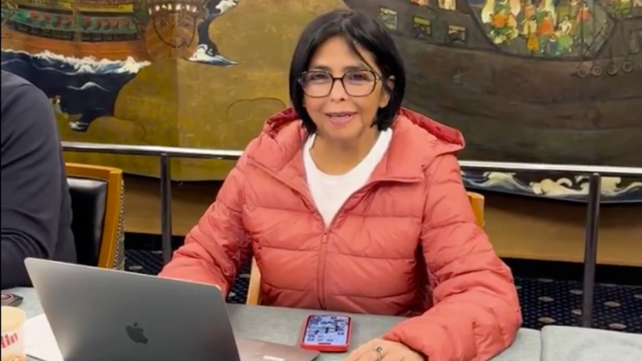 Vicepresidenta Delcy Rodríguez llega a La Haya para entregar la verdad ...