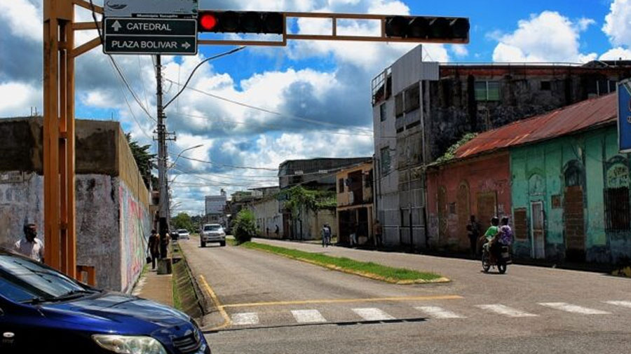 Jefe de Estado ordenó una intervención inmediata en la vía de Tucupita