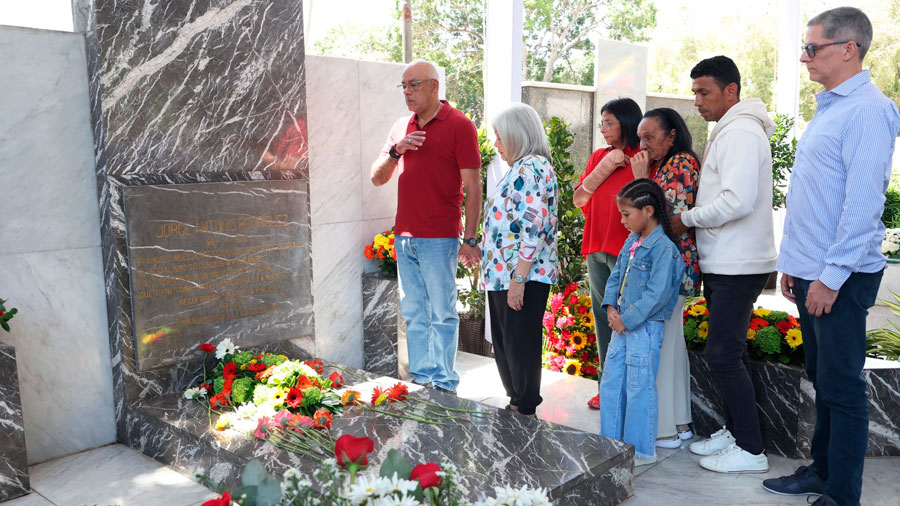 Honran memoria de Jorge Rodríguez (padre) a 48 años de su asesinato