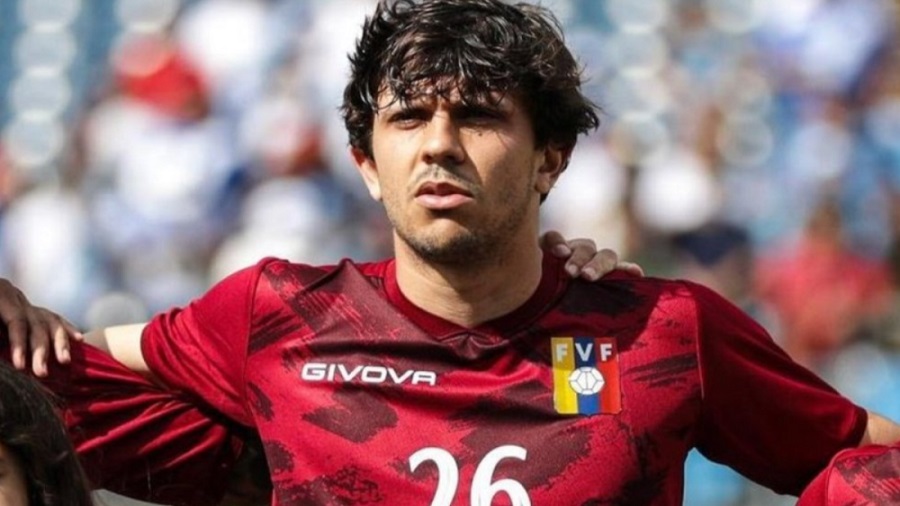 Aramburu presente en el 11 ideal de Eliminatorias