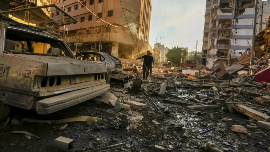 Israel bombardeó carretera que une Líbano con Siria