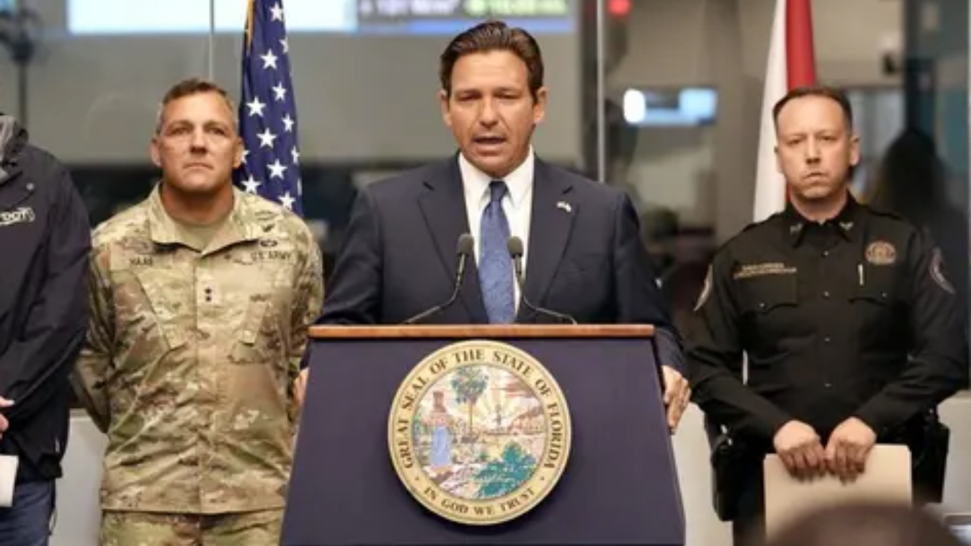 El gobernador de Florida dice que aún hay tiempo para evacuar y ...