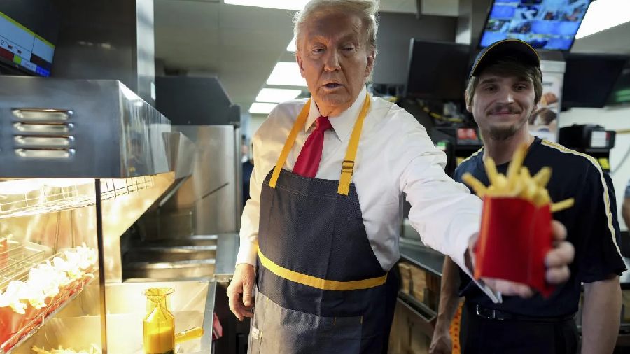 Lo Hice Yo Mismo Trump Prepara Papas Fritas En Mcdonalds Video