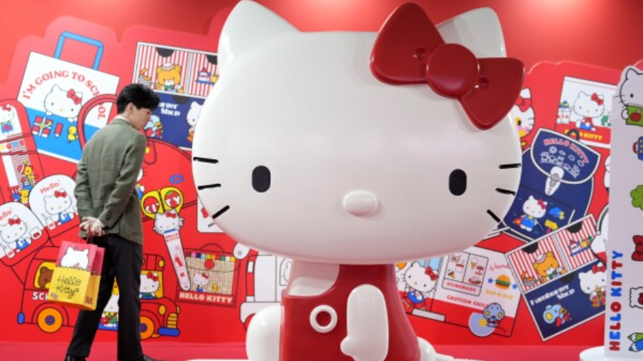 Hello Kitty, el tierno ícono de Japón, cumple 50 años en la cima de un ...