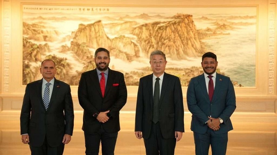 Maduro Guerra destacó avances del socialismo en su visita a China