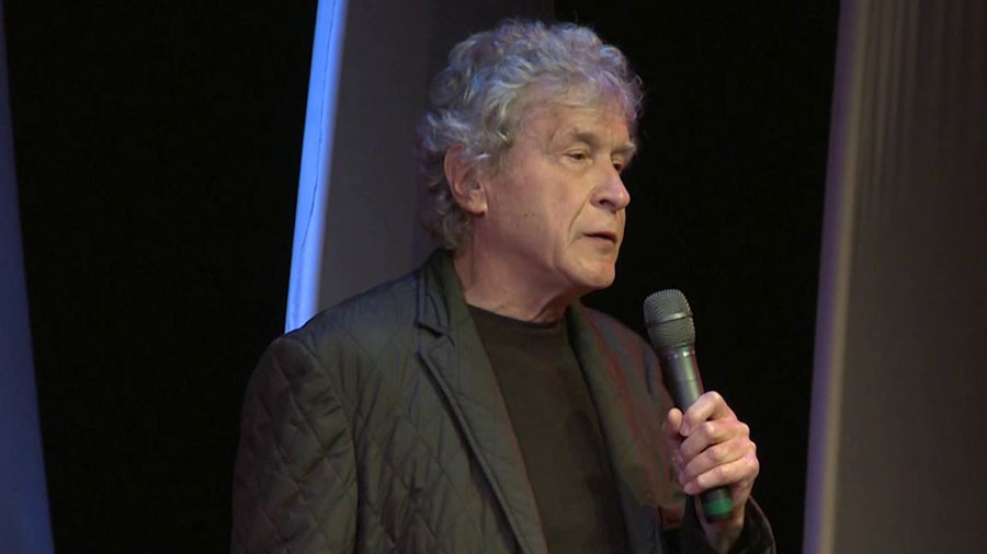 John Perkins: EE.UU. tiene que "dejar de explotar a América Central y ...