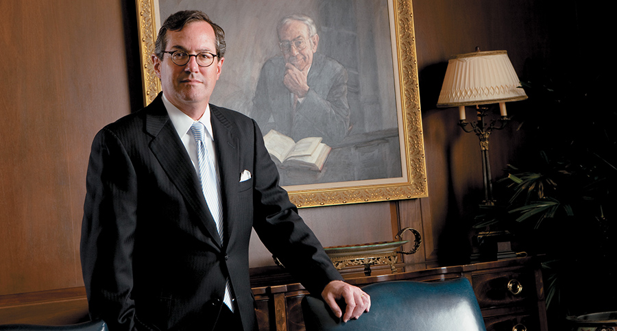 Trump nombra al banquero Warren Stephens embajador en Reino Unido