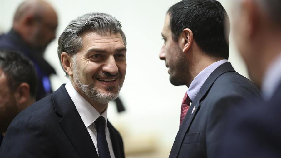 Exfutbolista Mikheil Kavelashvili, nuevo presidente de Georgia