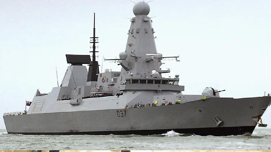 Sólo dos de los principales destructores de la Armada británica están ...