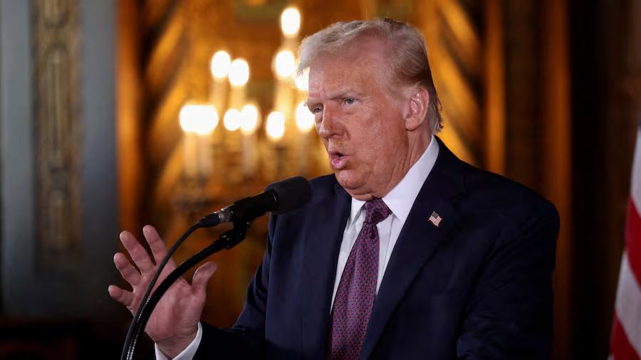 Trump reitera su promesa de tomar el Canal de Panamá y Groenlandia