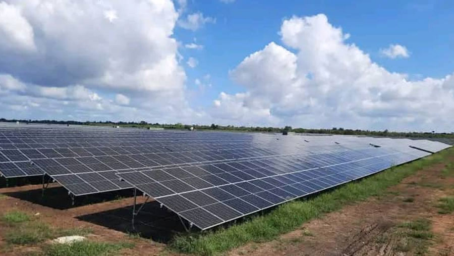 "Es prioridad": Cuba inaugura el primer parque solar fotovoltaico ...