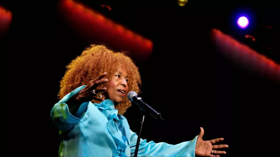 Muere Roberta Flack, leyenda del soul, y ganadora del Grammy, a los 88 años