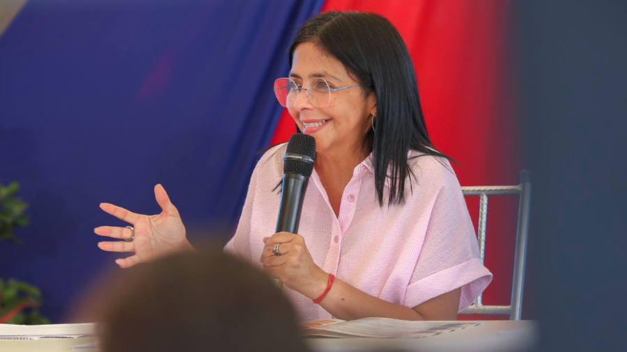 Delcy Rodríguez celebró el inicio de Carnaval en Fundación Guardería ...
