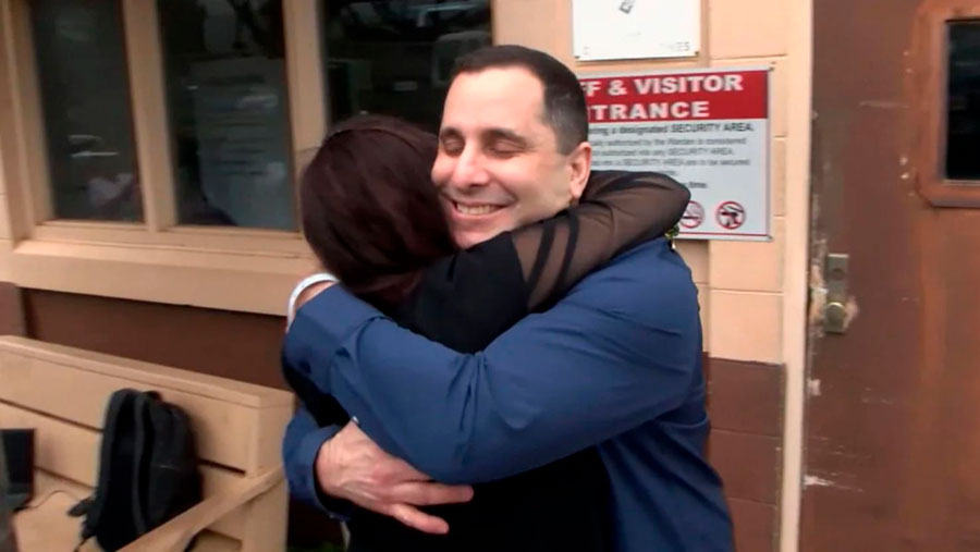 Hombre pasó 30 años en prisión por un crimen que no cometió: pruebas de ...