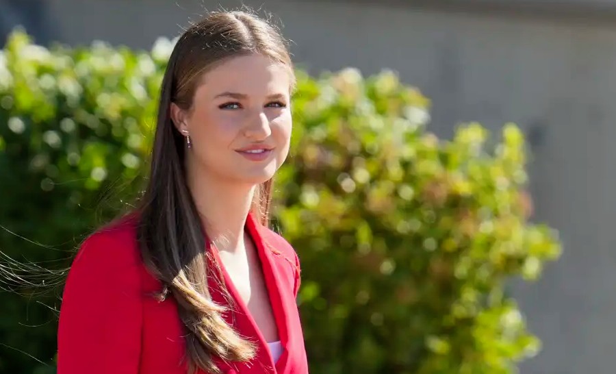 Casa Real denuncia difusión de imágenes de la princesa Leonor en un ...