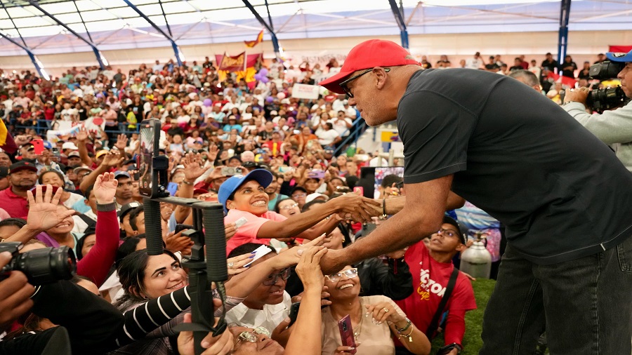 Jorge Rodríguez juramentó más de 9.500 Comités Bolivarianos de Base ...