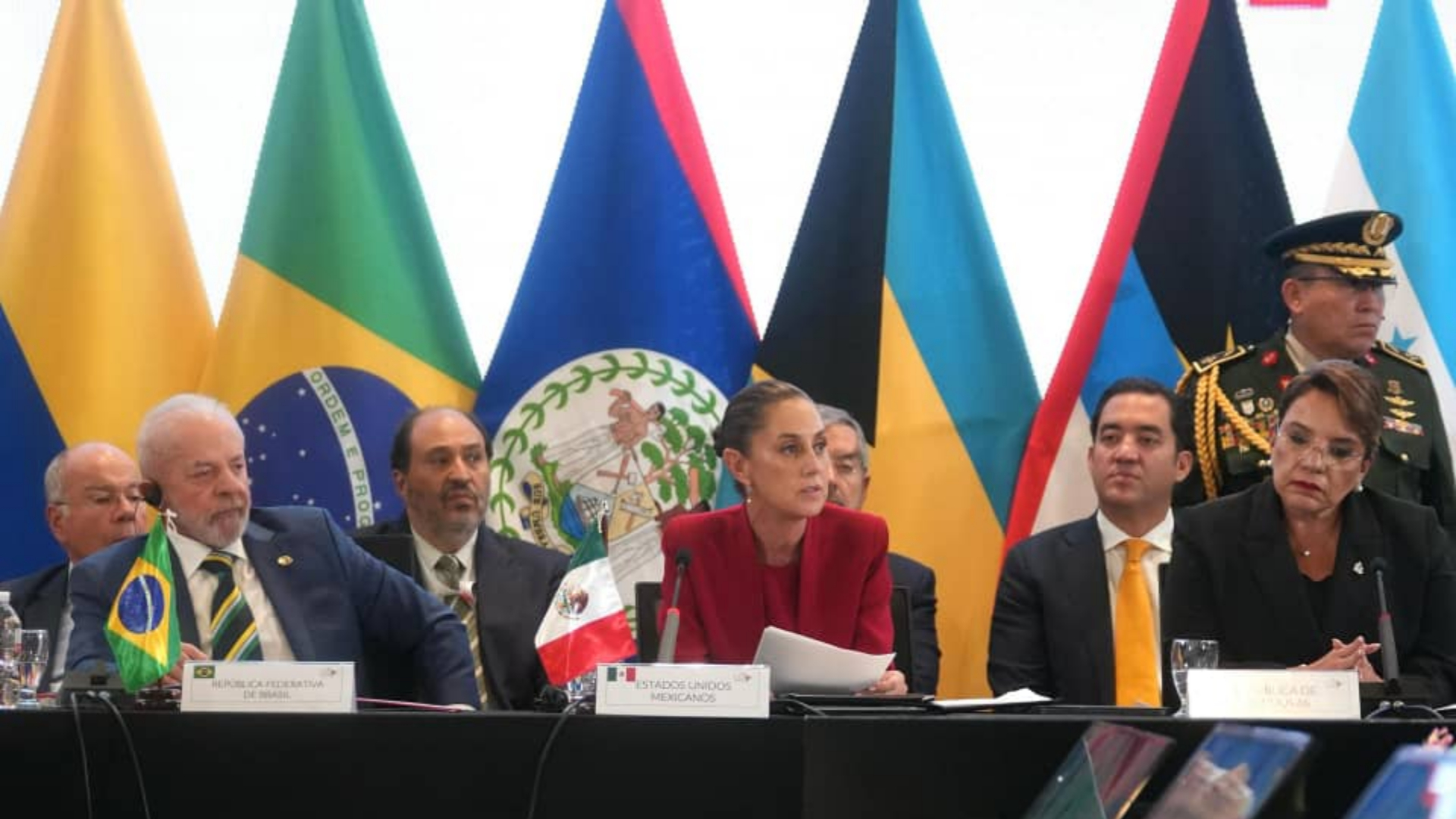 Sheinbaum convoca en la Celac a una cumbre económica en medio de la ...