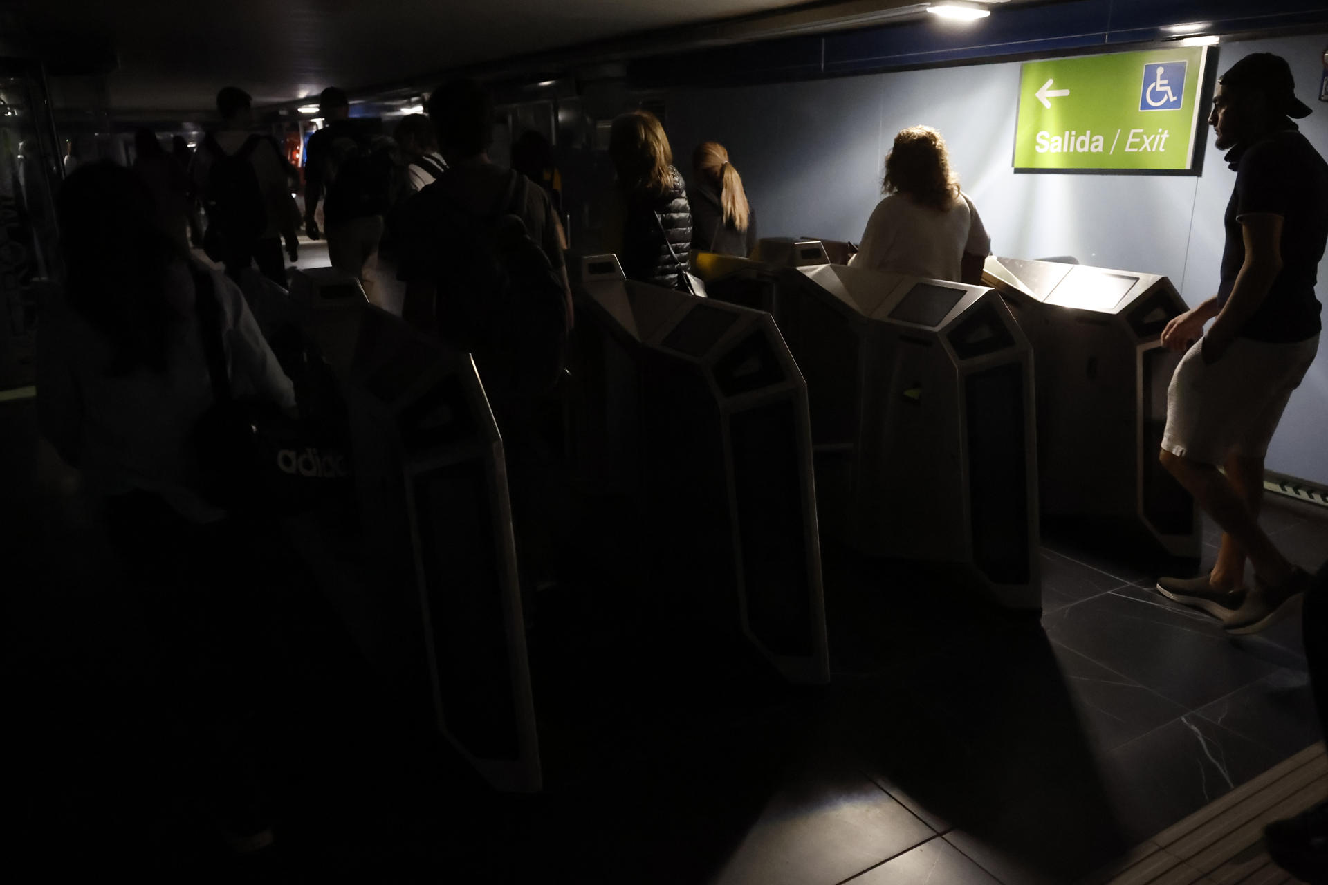 Apagón masivo afecta a toda la península Ibérica y partes de Francia