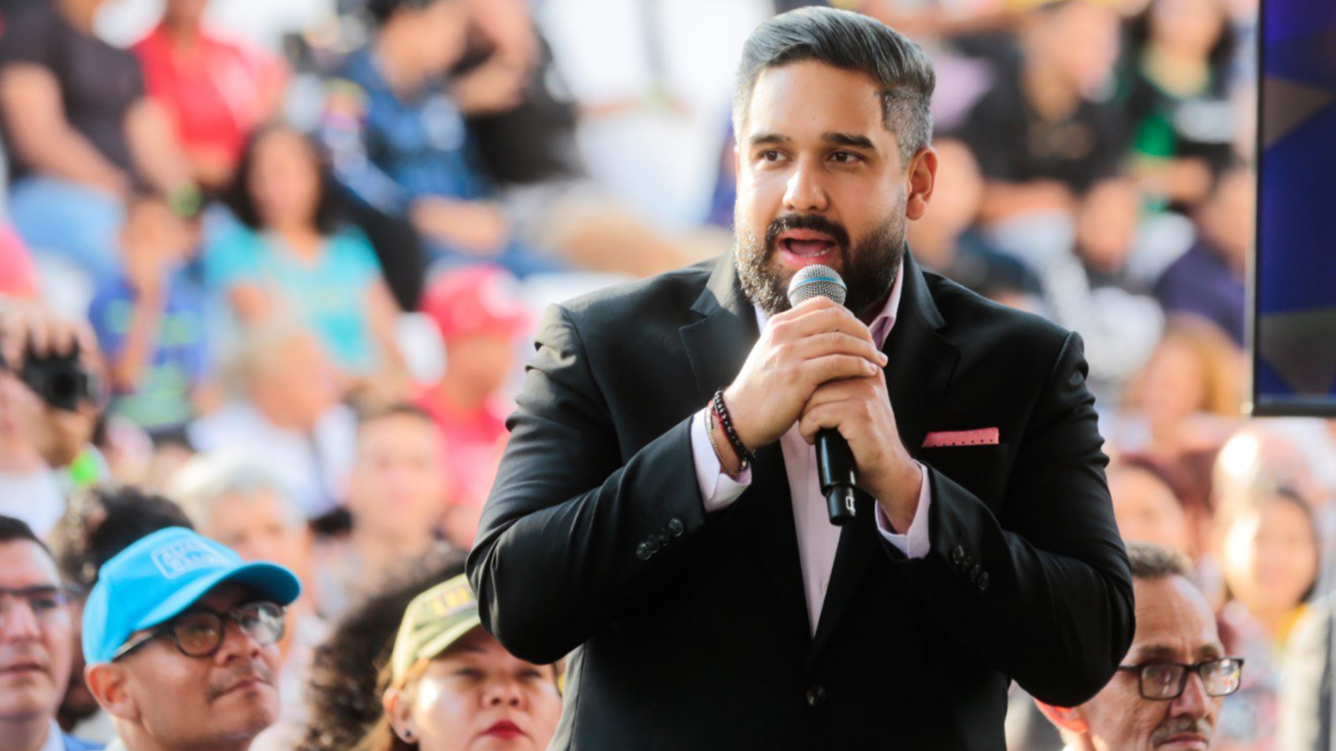 Candidato Nicolás Maduro Guerra promete tres propuestas en su llegada a ...