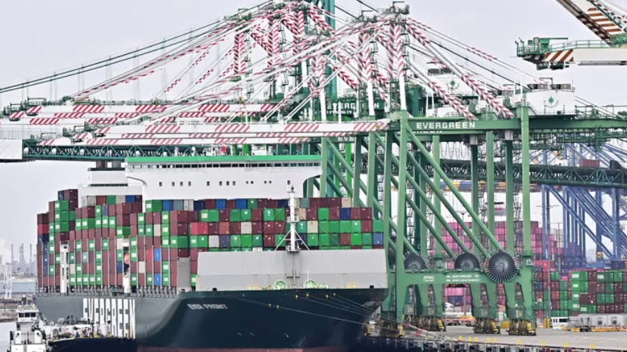 Entró en vigor reducción temporal arancelaria entre EE.UU. y China luego de las negociaciones en ...