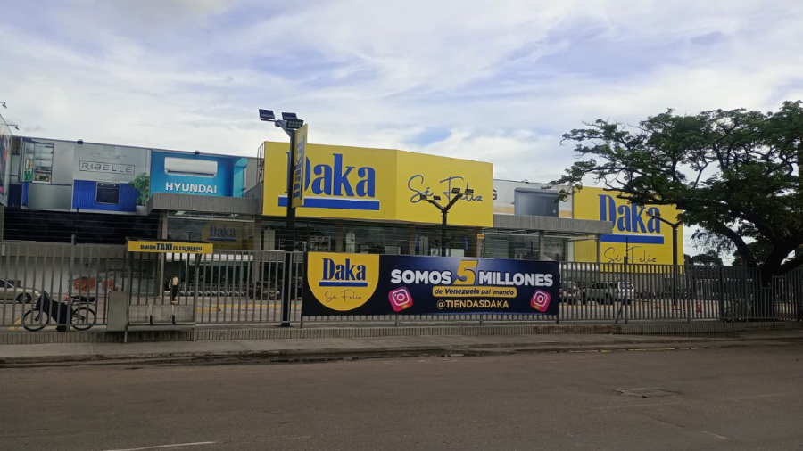 Daka celebra sus 5 millones de seguidores en Instagram, consolidándose ...