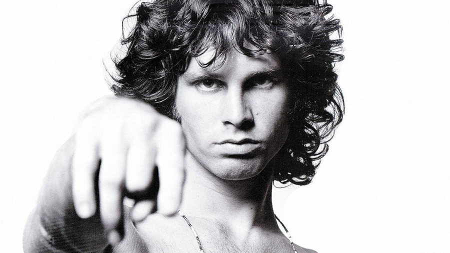 Hallado el busto del cantautor Jim Morrison tras ser robado hace 37 años del cementerio de Père ...