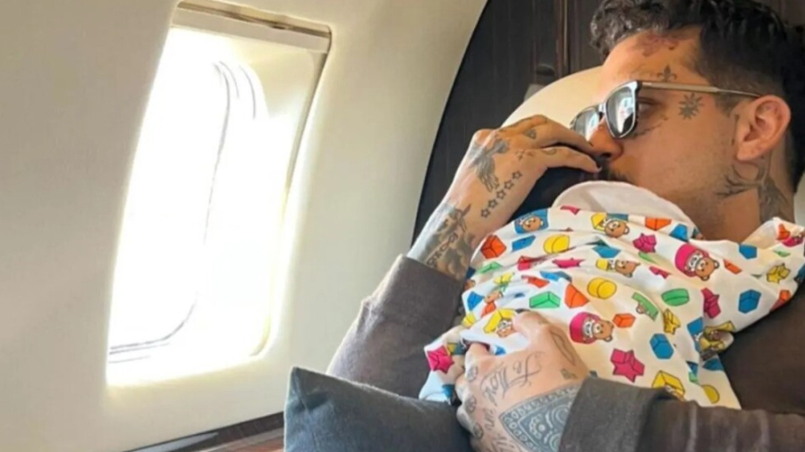 Así fue el reencuentro de Christian Nodal con su hija Inti durante la ...