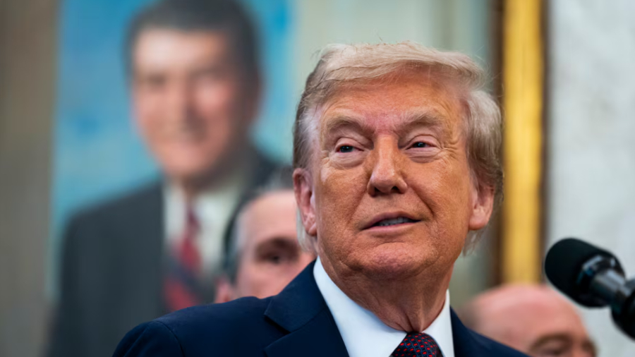 Seymour Hersh: Asesores de Trump notan "disminución" en sus capacidades mentales