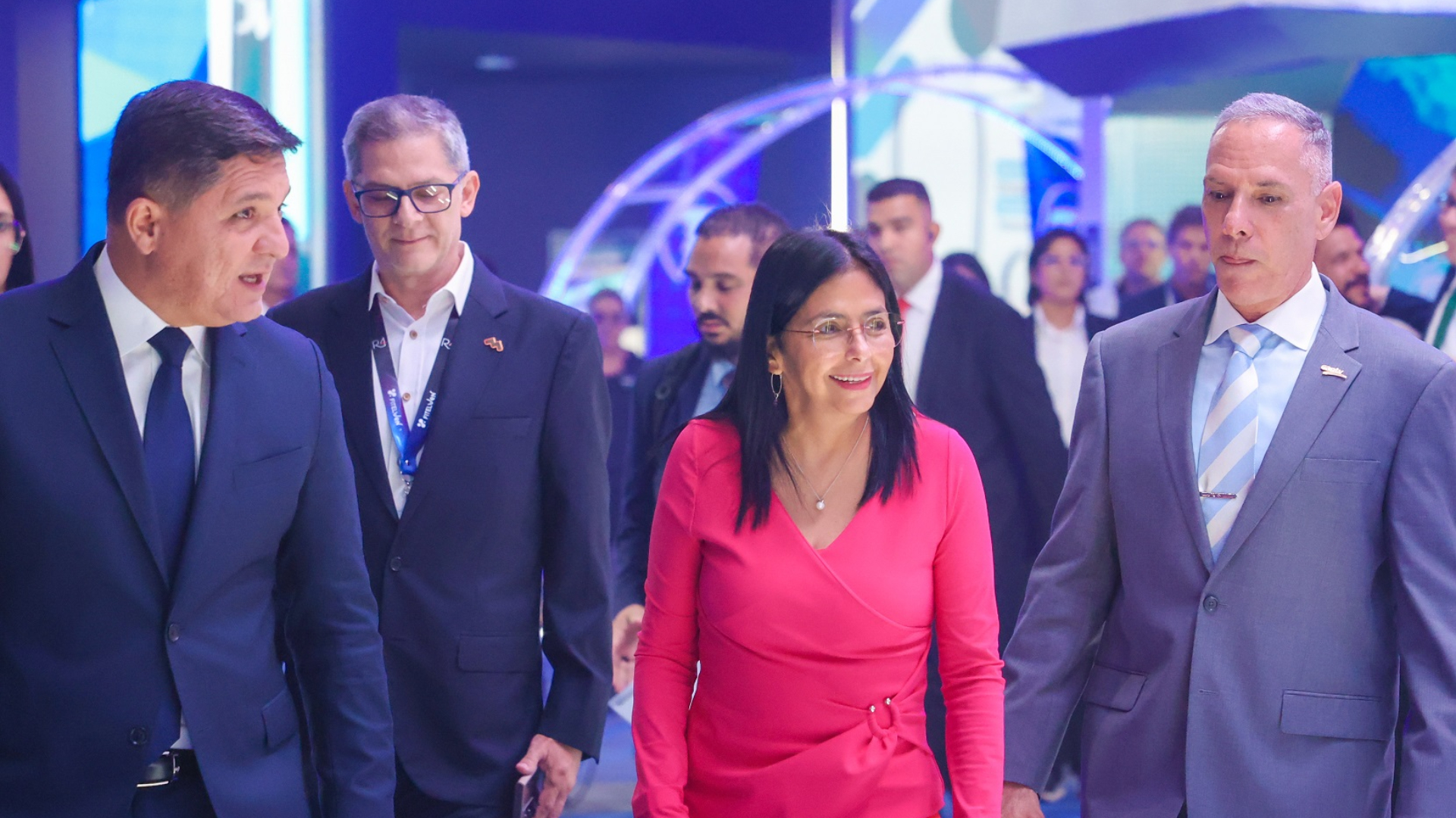 Motor de Telecomunicaciones aporta más del 7% al PIB de Venezuela en el ...