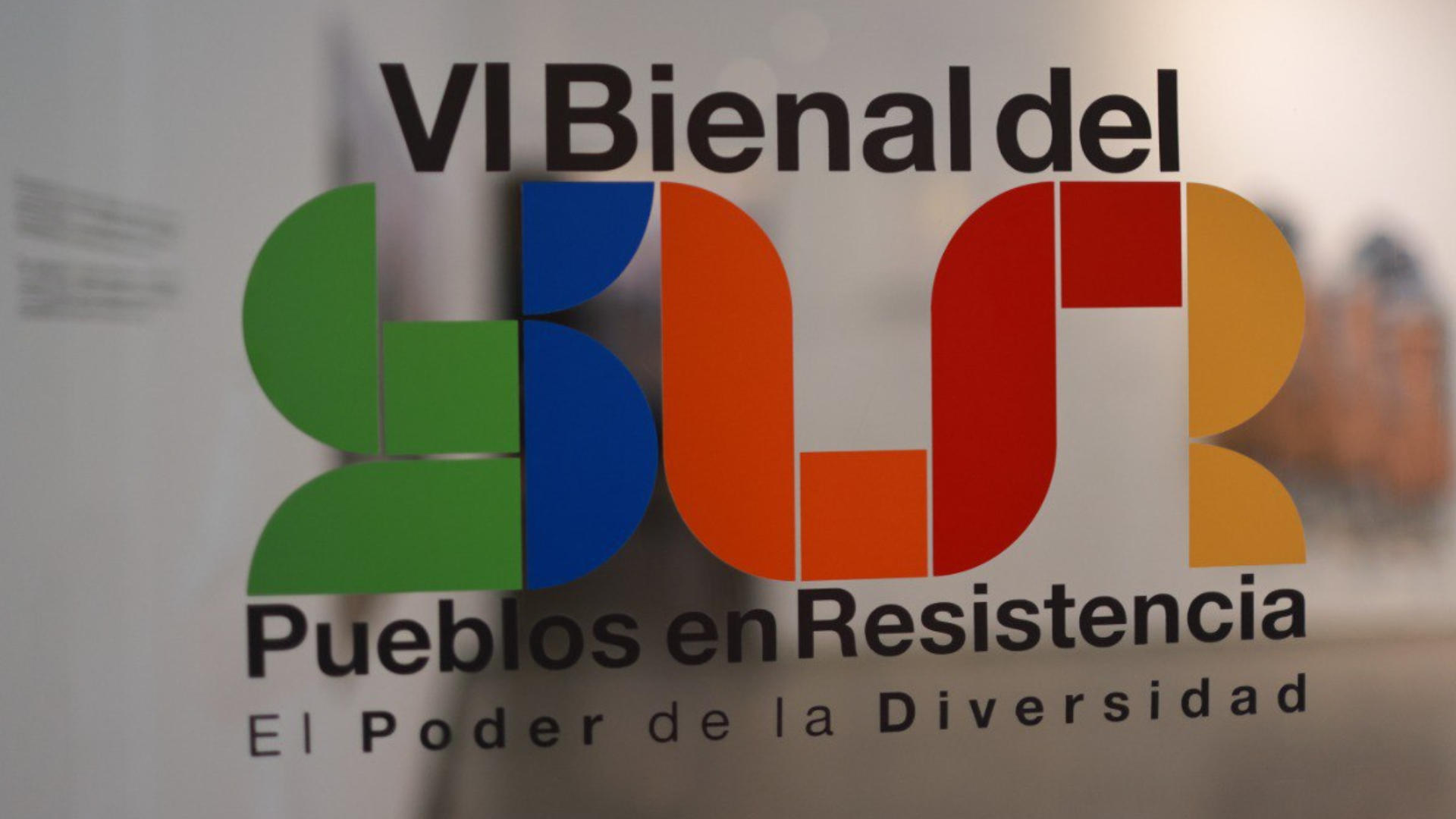Exposición de la VI Bienal del Sur "Pueblos en Resistencia" se ...
