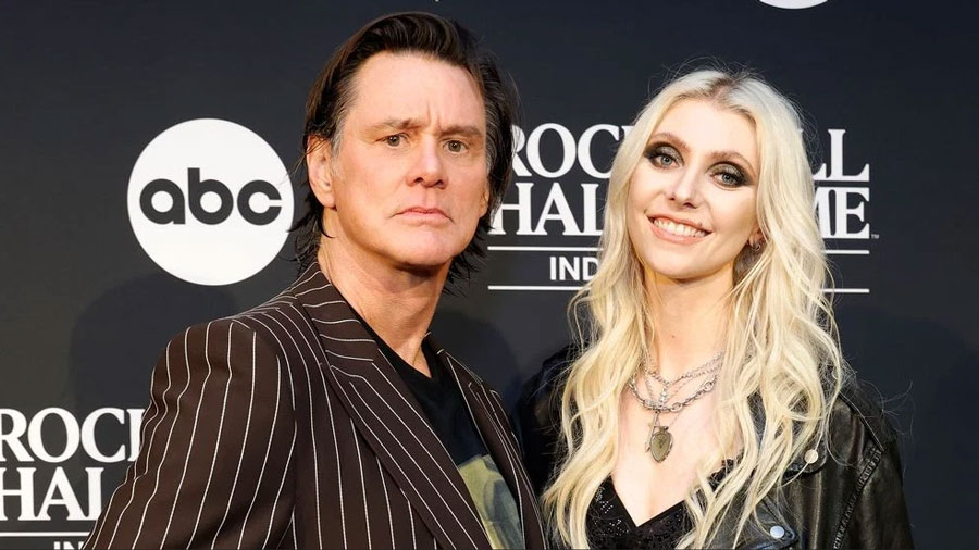 ¡Emotivo reencuentro! Jim Carrey y Taylor Momsen coinciden 25 años ...