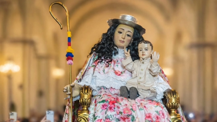 La Divina Pastora se viste de pueblo: Un homenaje al Tamunangue para su ...